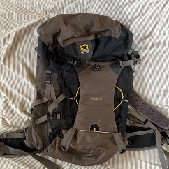 Mountainsmith | Bags | Mountainsmith Outback Hiking Hydration Rolltop ...